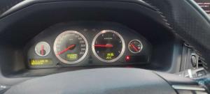 Blue Volvo V70 2007 in Vilnius, with an engine capacity of 2.40 L and mileage of 323 thousand km for 2150 €, photo 12 on AUTOMOTO.COM.LV