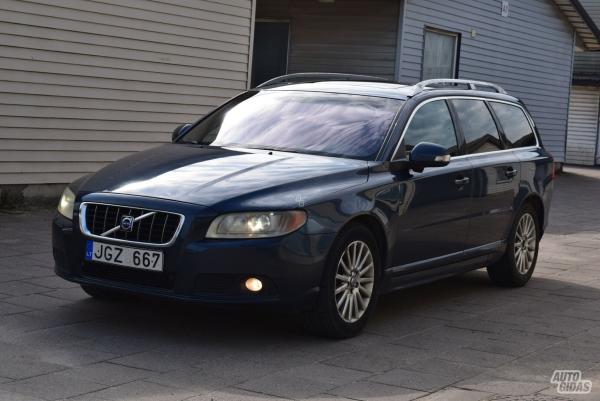 Blue Volvo V70 2007 in Vilnius, with an engine capacity of 2.40 L and mileage of 408 thousand km for 2300 €, photo 1 on AUTOMOTO.COM.LV