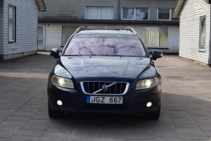 Blue Volvo V70 2007 in Vilnius, with an engine capacity of 2.40 L and mileage of 408 thousand km for 2300 €, photo 3 on AUTOMOTO.COM.LV