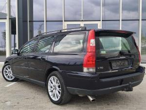 Zils Volvo V70 2007 Viļņa, ar dzinēja tilpumu 2.40 L un nobraukumu 278 tūkst. km par 3250 €, foto 9 vietnē AUTOMOTO.COM.LV