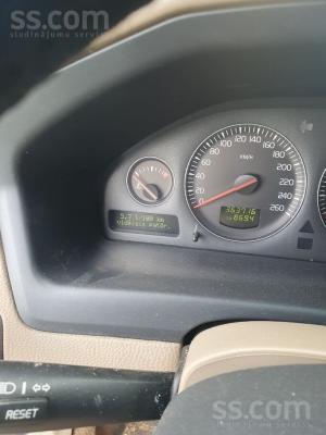 Zils Volvo V70 2007 Krāslava, ar dzinēja tilpumu 2.40 L un nobraukumu 364 tūkst. km par 1850 €, foto 7 vietnē AUTOMOTO.COM.LV