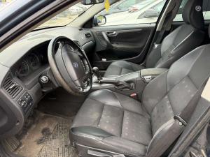 Zils Volvo V70 2007 Viļņa, ar dzinēja tilpumu 2.40 L un nobraukumu 375 tūkst. km par 1000 €, foto 9 vietnē AUTOMOTO.COM.LV