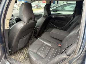Zils Volvo V70 2007 Viļņa, ar dzinēja tilpumu 2.40 L un nobraukumu 375 tūkst. km par 1000 €, foto 10 vietnē AUTOMOTO.COM.LV