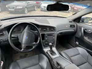 Zils Volvo V70 2007 Viļņa, ar dzinēja tilpumu 2.40 L un nobraukumu 375 tūkst. km par 1000 €, foto 11 vietnē AUTOMOTO.COM.LV