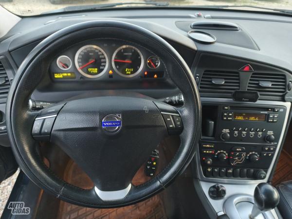 Zils Volvo V70 2007 Viļņa, ar dzinēja tilpumu 2.40 L un nobraukumu 300 tūkst. km par 3350 €, foto 6 vietnē AUTOMOTO.COM.LV
