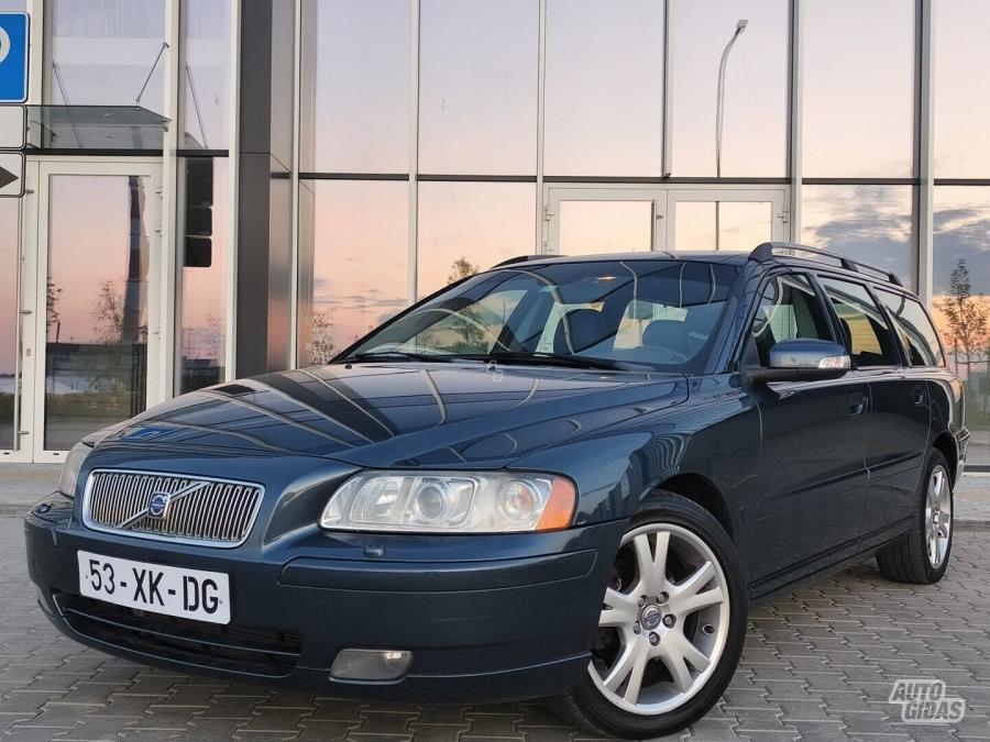 Zils Volvo V70 2007 Viļņa, ar dzinēja tilpumu 2.40 L un nobraukumu 300 tūkst. km par 3350 €, foto 24 vietnē AUTOMOTO.COM.LV