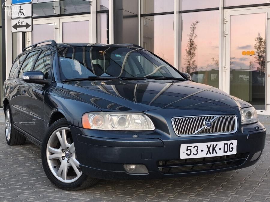 Zils Volvo V70 2007 Viļņa, ar dzinēja tilpumu 2.40 L un nobraukumu 300 tūkst. km par 3350 €, foto 25 vietnē AUTOMOTO.COM.LV