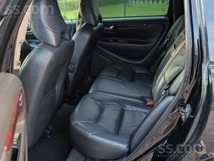 Blue Volvo V70 2007 in Riga, with an engine capacity of 2.40 L and mileage of 313 thousand km for 1950 €, photo 7 on AUTOMOTO.COM.LV