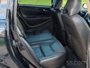 Blue Volvo V70 2007 in Riga, with an engine capacity of 2.40 L and mileage of 313 thousand km for 1950 €, photo 8 on AUTOMOTO.COM.LV