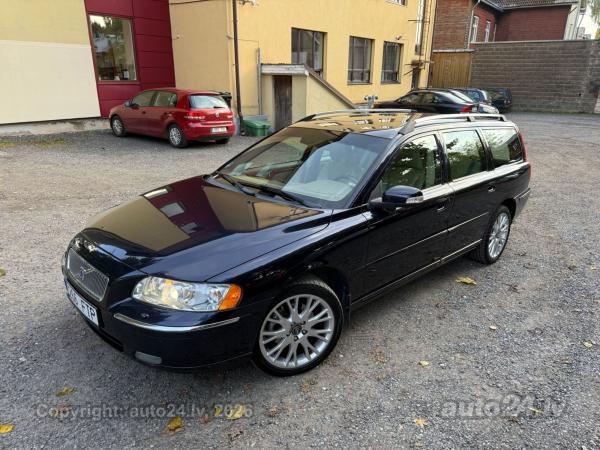 Blue Volvo V70 2007 in Tallinn, with an engine capacity of 2.40 L and mileage of 419 thousand km for 3690 €, photo 1 on AUTOMOTO.COM.LV