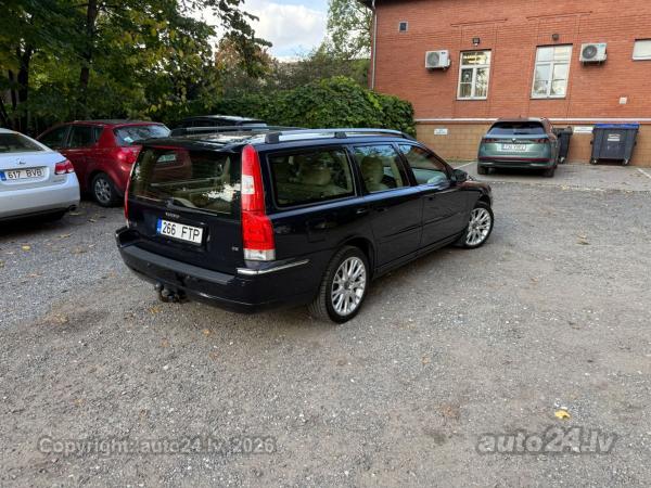 Blue Volvo V70 2007 in Tallinn, with an engine capacity of 2.40 L and mileage of 419 thousand km for 3690 €, photo 3 on AUTOMOTO.COM.LV