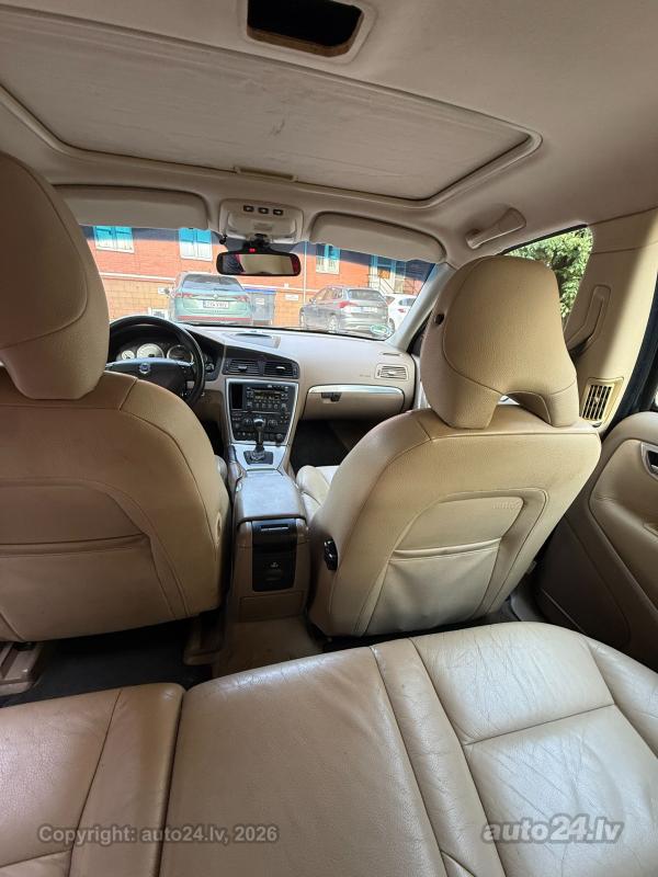 Blue Volvo V70 2007 in Tallinn, with an engine capacity of 2.40 L and mileage of 419 thousand km for 3690 €, photo 9 on AUTOMOTO.COM.LV