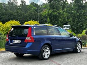 Zils Volvo V70 2008 Rīga, ar dzinēja tilpumu 2.40 L un nobraukumu 353 tūkst. km par 3650 €, foto 11 vietnē AUTOMOTO.COM.LV