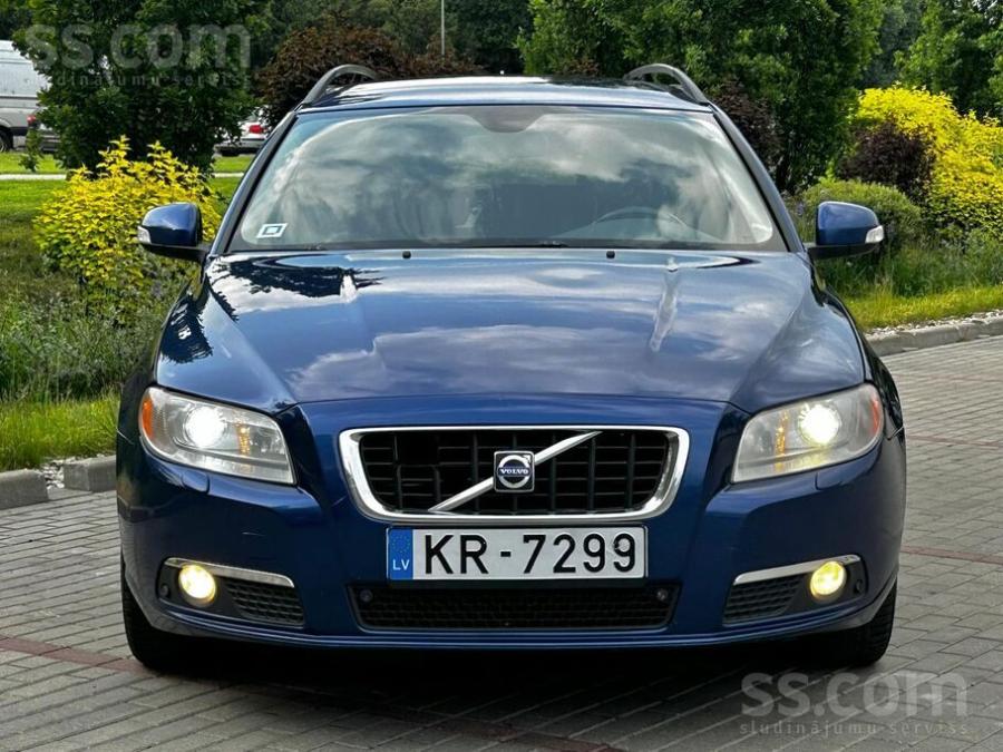 Zils Volvo V70 2008 Rīga, ar dzinēja tilpumu 2.40 L un nobraukumu 353 tūkst. km par 3650 €, foto 20 vietnē AUTOMOTO.COM.LV