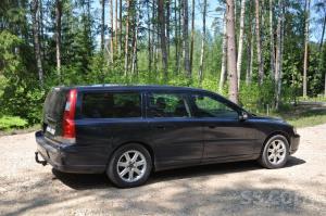 Zils Volvo V70 2008 Rīga, ar dzinēja tilpumu 2.40 L un nobraukumu 370 tūkst. km par 4995 €, foto 6 vietnē AUTOMOTO.COM.LV
