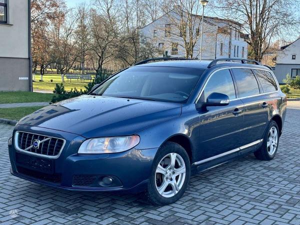 Blue Volvo V70 2008 in Silute, with an engine capacity of 2.40 L and mileage of 314 thousand km for 3999 €, photo 1 on AUTOMOTO.COM.LV
