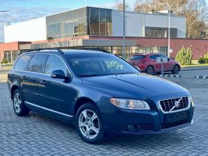 Zils Volvo V70 2008 Šilutė, ar dzinēja tilpumu 2.40 L un nobraukumu 314 tūkst. km par 3999 €, foto 2 vietnē AUTOMOTO.COM.LV