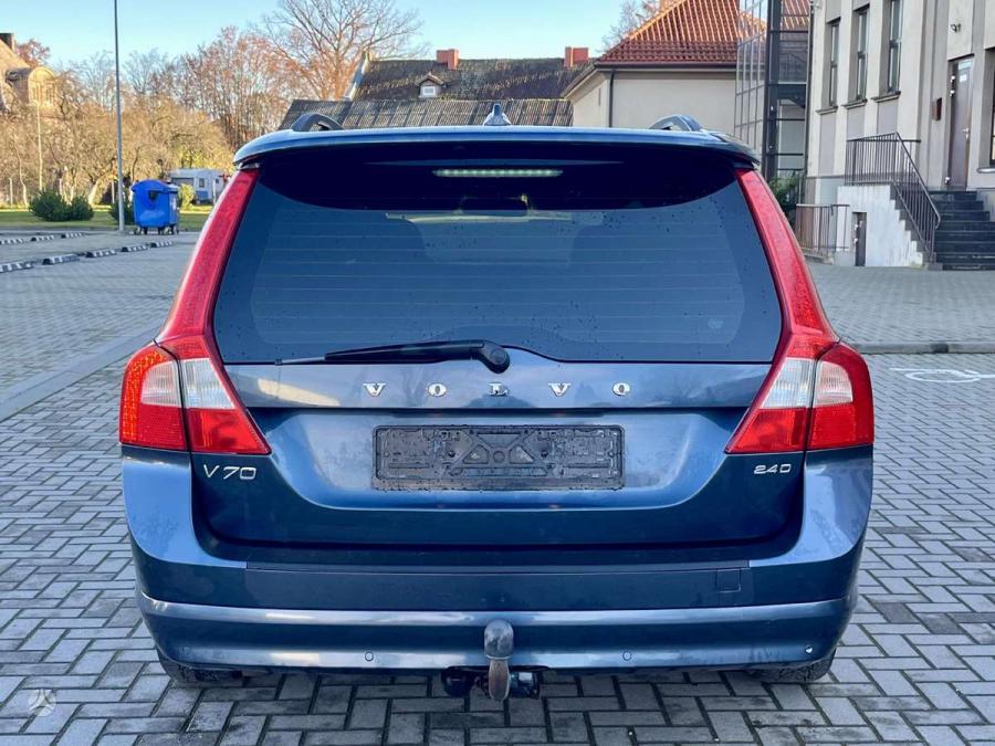 Zils Volvo V70 2008 Šilutė, ar dzinēja tilpumu 2.40 L un nobraukumu 314 tūkst. km par 3999 €, foto 5 vietnē AUTOMOTO.COM.LV