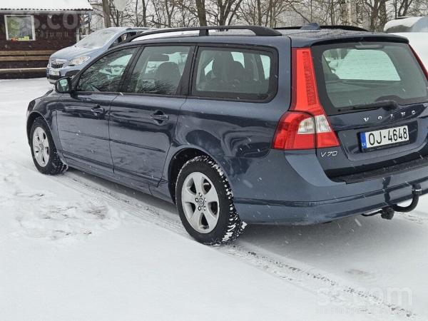 Синий Вольво В70 2008 в Талси, объемом двигателя 2.40 л и пробегом 314 тыс. км за 4850 €, фото 3 на AUTOMOTO.COM.LV