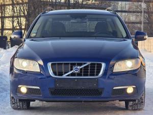 Zils Volvo V70 2008 Viļņa, ar dzinēja tilpumu 2.40 L un nobraukumu 359 tūkst. km par 3950 €, foto 7 vietnē AUTOMOTO.COM.LV