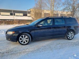 Blue Volvo V70 2008 in Prienai, with an engine capacity of 2.40 L and mileage of 332 thousand km for 3650 €, photo 13 on AUTOMOTO.COM.LV