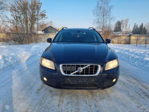 Blue Volvo V70 2008 in Prienai, with an engine capacity of 2.40 L and mileage of 332 thousand km for 3650 €, photo 16 on AUTOMOTO.COM.LV