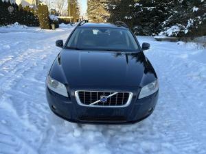 Blue Volvo V70 2008 in Sirvintos, with an engine capacity of 2.40 L and mileage of 315 thousand km for 3749 €, photo 8 on AUTOMOTO.COM.LV