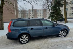 Zils Volvo V70 2008 Kauņa, ar dzinēja tilpumu 2.40 L un nobraukumu 316 tūkst. km par 2990 €, foto  vietnē AUTOMOTO.COM.LV