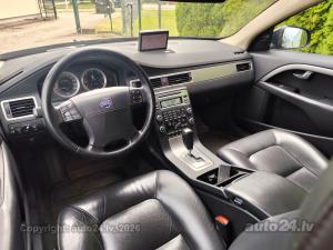 Zils Volvo V70 2008 Paide, ar dzinēja tilpumu 2.40 L un nobraukumu 379 tūkst. km par 4990 €, foto 18 vietnē AUTOMOTO.COM.LV