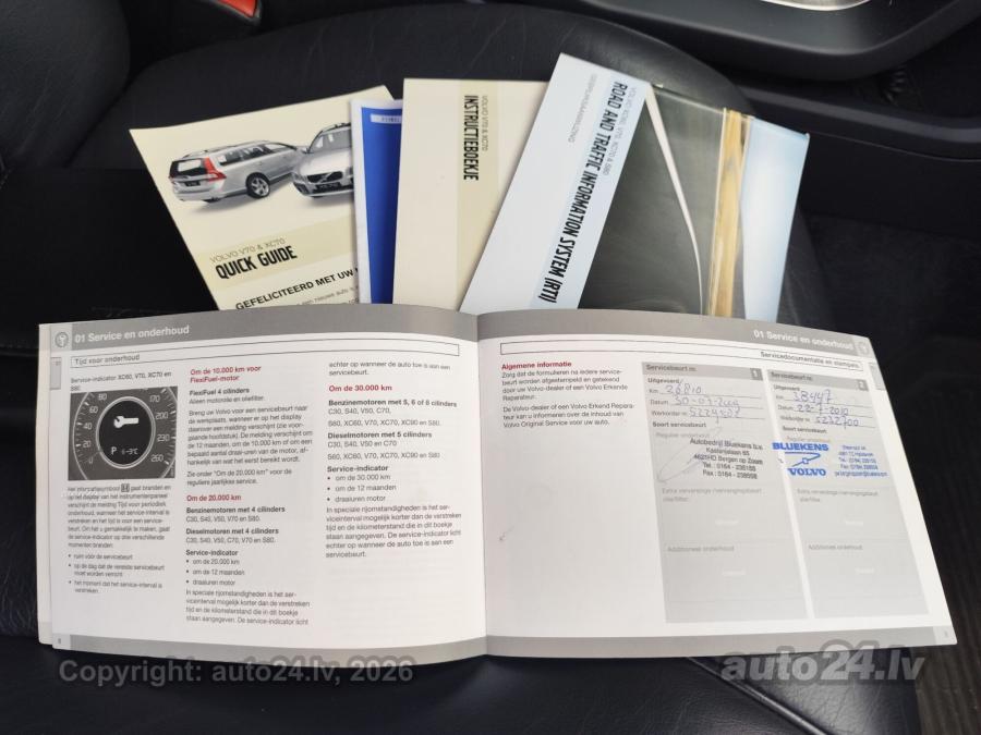 Zils Volvo V70 2008 Paide, ar dzinēja tilpumu 2.40 L un nobraukumu 379 tūkst. km par 4990 €, foto 28 vietnē AUTOMOTO.COM.LV