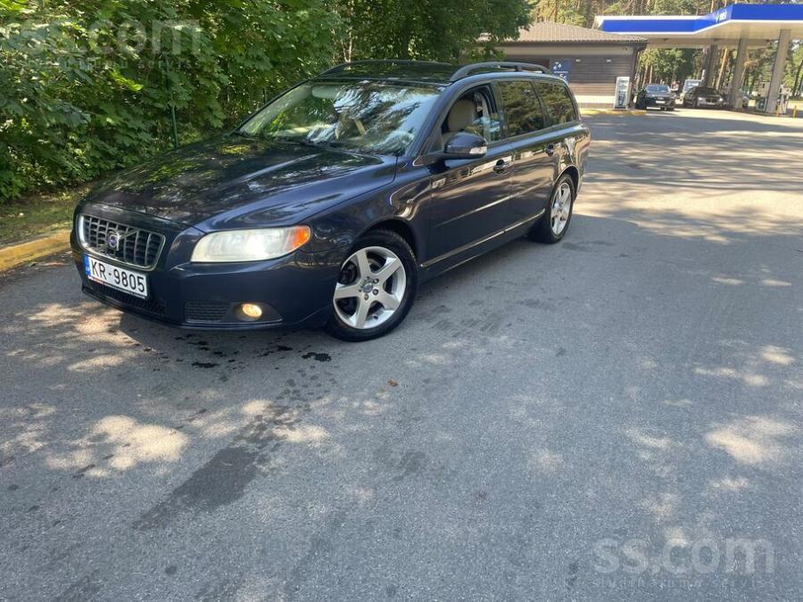 Zils Volvo V70 2008 Rīga, ar dzinēja tilpumu 2.40 L un nobraukumu 0 tūkst. km par 4499 €, foto 3 vietnē AUTOMOTO.COM.LV