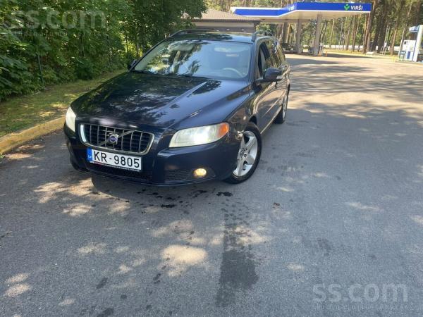 Синий Вольво В70 2008 в Рига, объемом двигателя 2.40 л и пробегом 0 тыс. км за 4499 €, фото 3 на AUTOMOTO.COM.LV