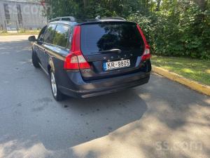 Zils Volvo V70 2008 Rīga, ar dzinēja tilpumu 2.40 L un nobraukumu 0 tūkst. km par 4499 €, foto 9 vietnē AUTOMOTO.COM.LV