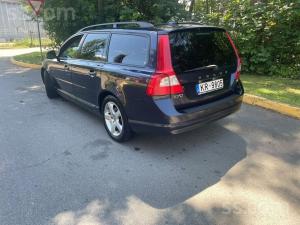Zils Volvo V70 2008 Rīga, ar dzinēja tilpumu 2.40 L un nobraukumu 0 tūkst. km par 4499 €, foto 21 vietnē AUTOMOTO.COM.LV