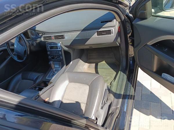 Zils Volvo V70 2008 Rīga, ar dzinēja tilpumu 2.40 L un nobraukumu 399 tūkst. km par 2150 €, foto 8 vietnē AUTOMOTO.COM.LV