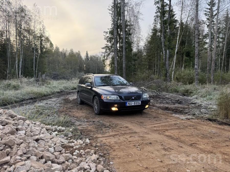 Синий Вольво В70 2008 в Валмиера, объемом двигателя 2.50 л и пробегом 400 тыс. км за 3500 €, фото 13 на AUTOMOTO.COM.LV