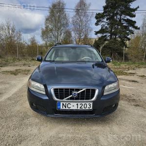 Zils Volvo V70 2008 Rīga, ar dzinēja tilpumu 2.40 L un nobraukumu 319 tūkst. km par 4250 €, foto 3 vietnē AUTOMOTO.COM.LV