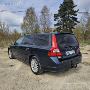 Zils Volvo V70 2008 Rīga, ar dzinēja tilpumu 2.40 L un nobraukumu 319 tūkst. km par 4250 €, foto 7 vietnē AUTOMOTO.COM.LV