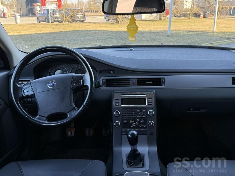 Синий Вольво В70 2008 в Лиепая, объемом двигателя 2.40 л и пробегом 277 тыс. км за 5200 €, фото 17 на AUTOMOTO.COM.LV