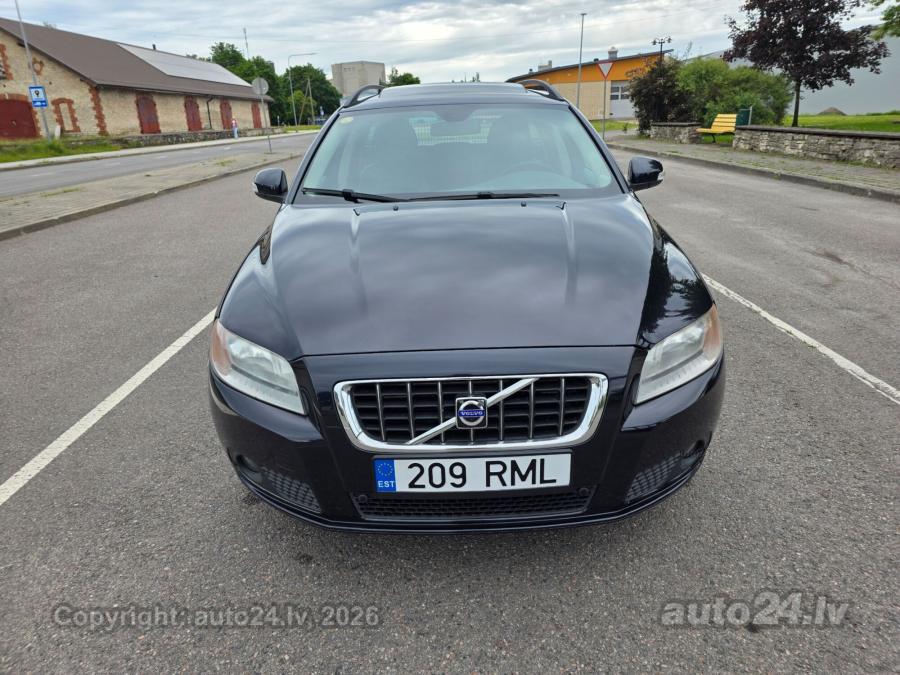 Zils Volvo V70 2008 Paide, ar dzinēja tilpumu 2.40 L un nobraukumu 305 tūkst. km par 5290 €, foto 6 vietnē AUTOMOTO.COM.LV