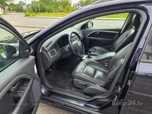 Zils Volvo V70 2008 Paide, ar dzinēja tilpumu 2.40 L un nobraukumu 305 tūkst. km par 5290 €, foto 13 vietnē AUTOMOTO.COM.LV