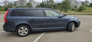 Zils Volvo V70 2008 Viļņa, ar dzinēja tilpumu 2.40 L un nobraukumu 338 tūkst. km par 3000 €, foto 5 vietnē AUTOMOTO.COM.LV