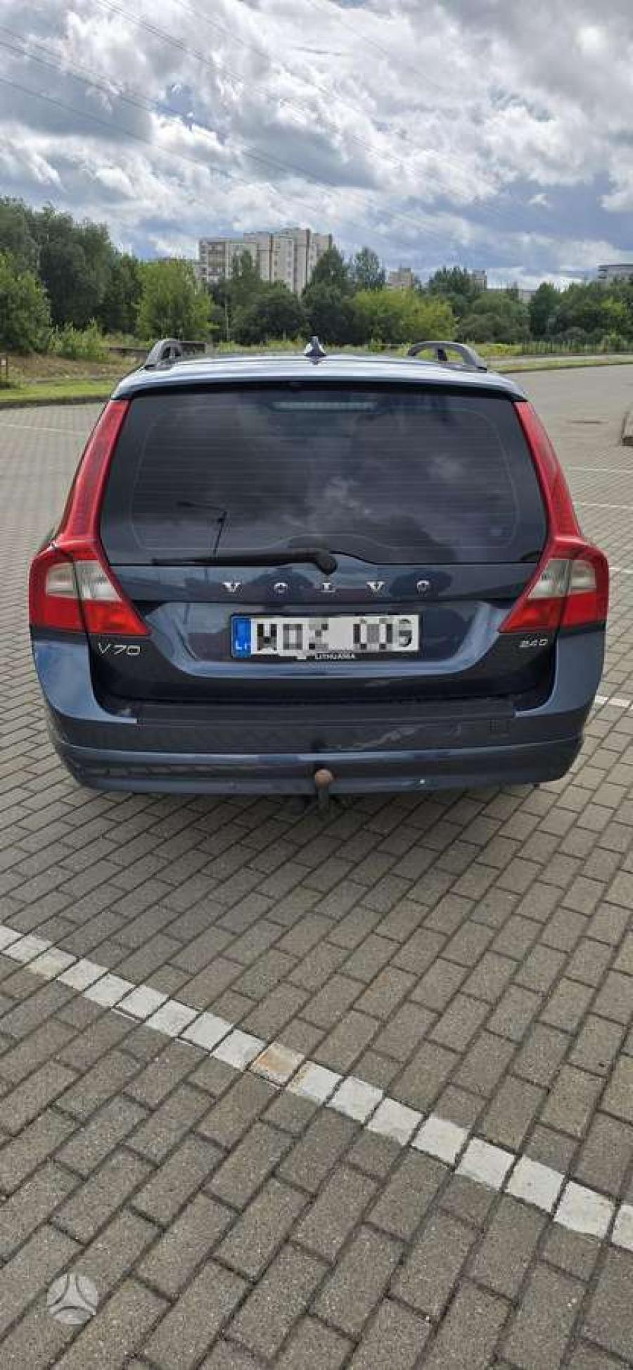 Zils Volvo V70 2008 Viļņa, ar dzinēja tilpumu 2.40 L un nobraukumu 338 tūkst. km par 3000 €, foto 6 vietnē AUTOMOTO.COM.LV