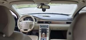 Zils Volvo V70 2008 Viļņa, ar dzinēja tilpumu 2.40 L un nobraukumu 338 tūkst. km par 3000 €, foto 23 vietnē AUTOMOTO.COM.LV