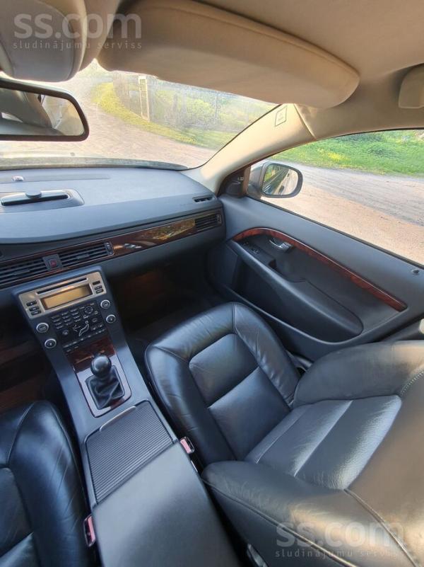 Blue Volvo V70 2008 in Riga, with an engine capacity of 2.00 L and mileage of 152 thousand km for 6400 €, photo 9 on AUTOMOTO.COM.LV