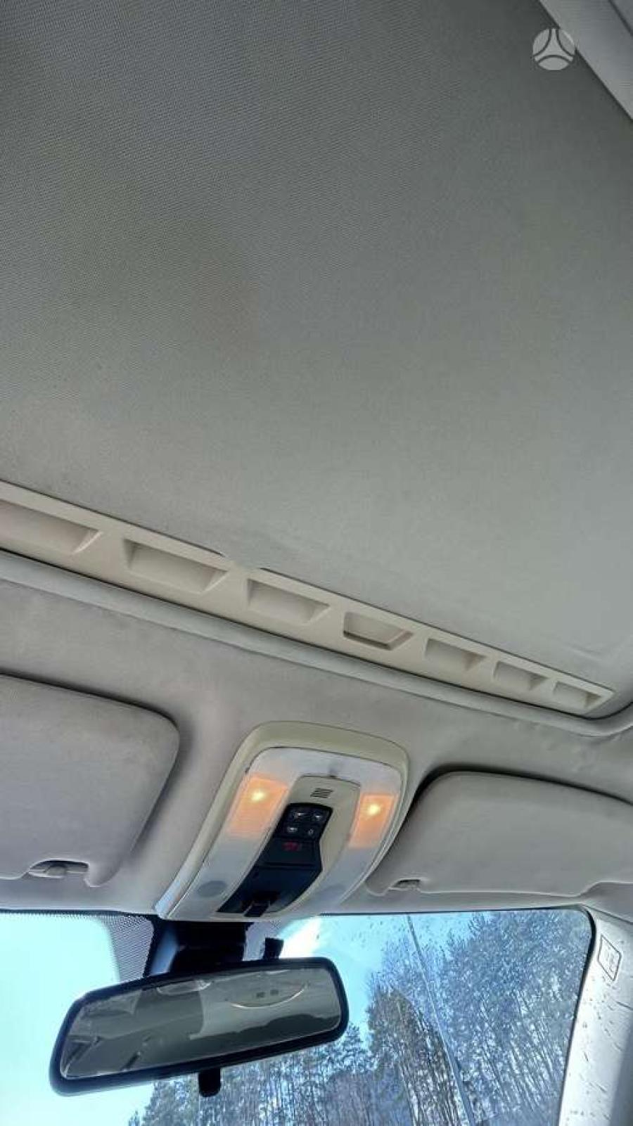 Zils Volvo V70 2008 Viļņa, ar dzinēja tilpumu 2.40 L un nobraukumu 286 tūkst. km par 3100 €, foto 10 vietnē AUTOMOTO.COM.LV