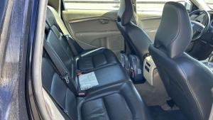 Zils Volvo V70 2008 Viļņa, ar dzinēja tilpumu 2.40 L un nobraukumu 286 tūkst. km par 3100 €, foto 13 vietnē AUTOMOTO.COM.LV