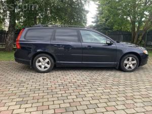 Синий Вольво В70 2008 в Рига, объемом двигателя 2.50 л и пробегом 400 тыс. км за 2300 €, фото 5 на AUTOMOTO.COM.LV