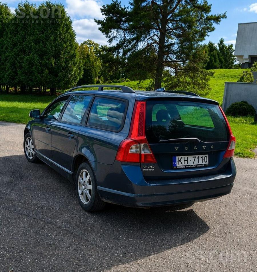 Zils Volvo V70 2008 Tukums, ar dzinēja tilpumu 2.40 L un nobraukumu 319 tūkst. km par 2200 €, foto 5 vietnē AUTOMOTO.COM.LV