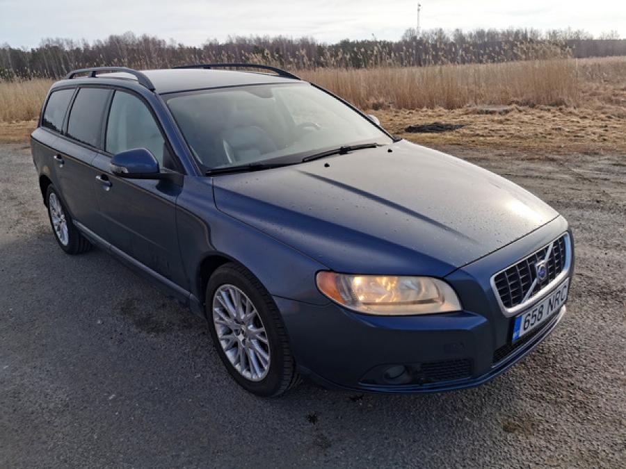 Zils Volvo V70 2008 Pērnava, ar dzinēja tilpumu 2.40 L un nobraukumu 414 tūkst. km par 2200 €, foto 3 vietnē AUTOMOTO.COM.LV